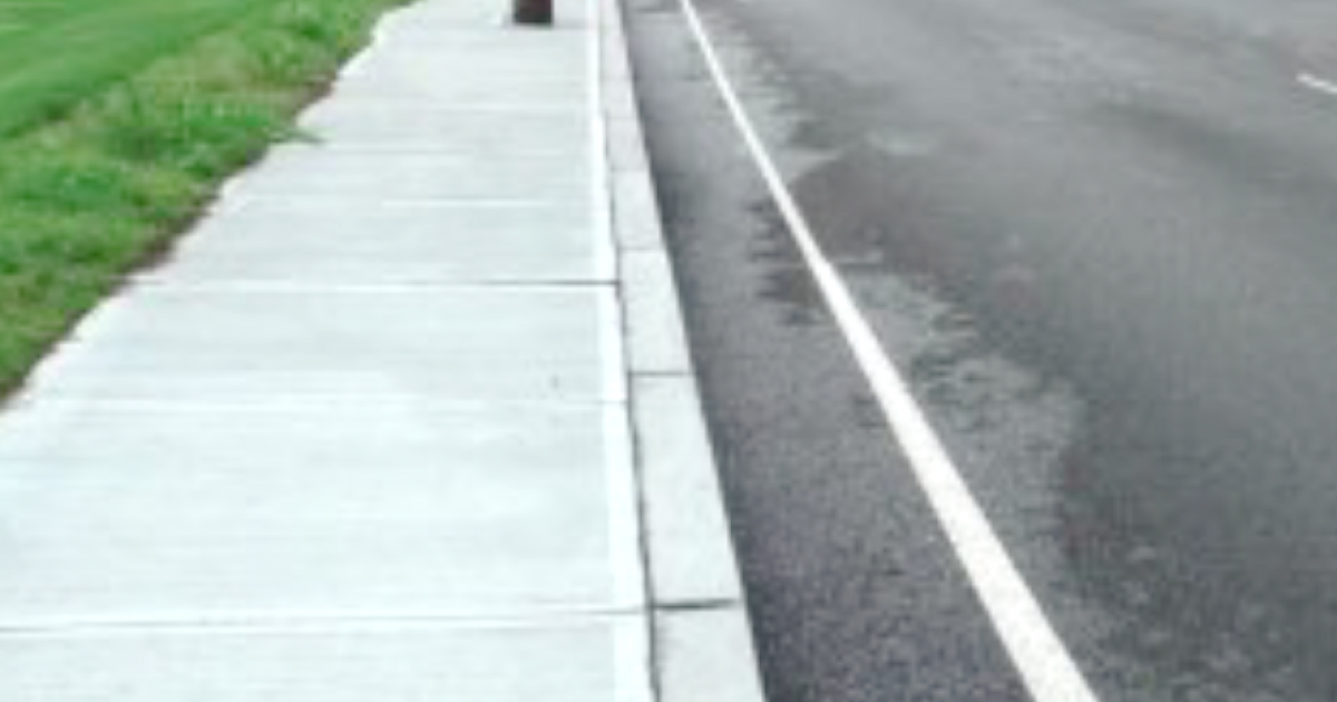 Pourquoi les trottoirs et la chaussée sont-ils de couleurs différentes ...